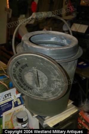 WWII USMD Field Toilet